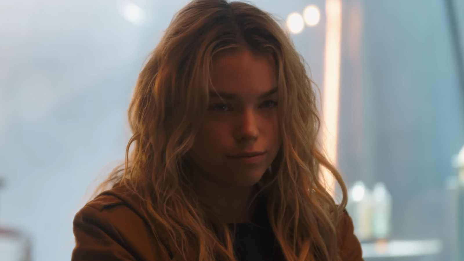 Milly Alcock on not reaching out to past Supergirl stars such as ...